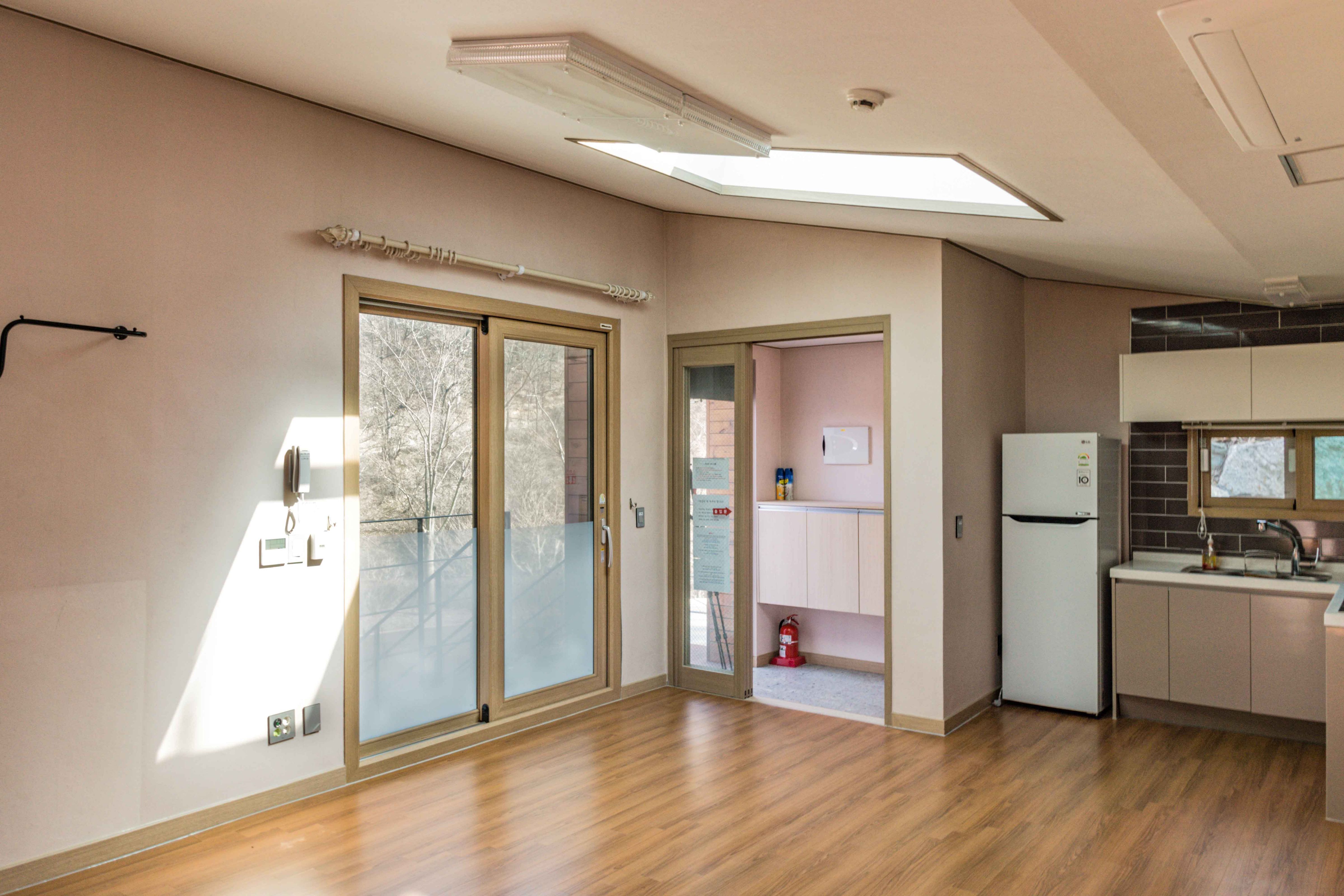 안성 서운산휴양림 숲속의 집 — FLAT ARCHITECTS STUDIO